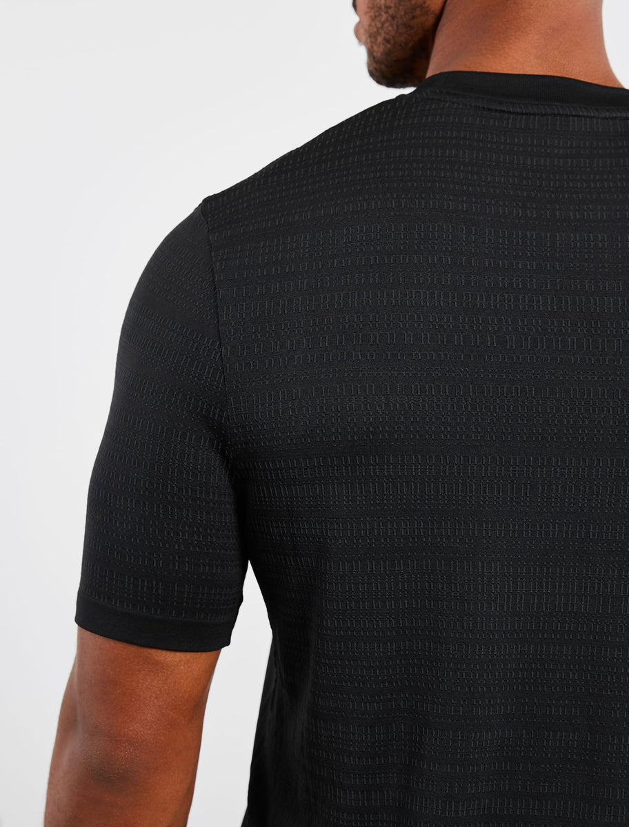 Utility Seamless T-Shirt | Black | Pursue Fitness